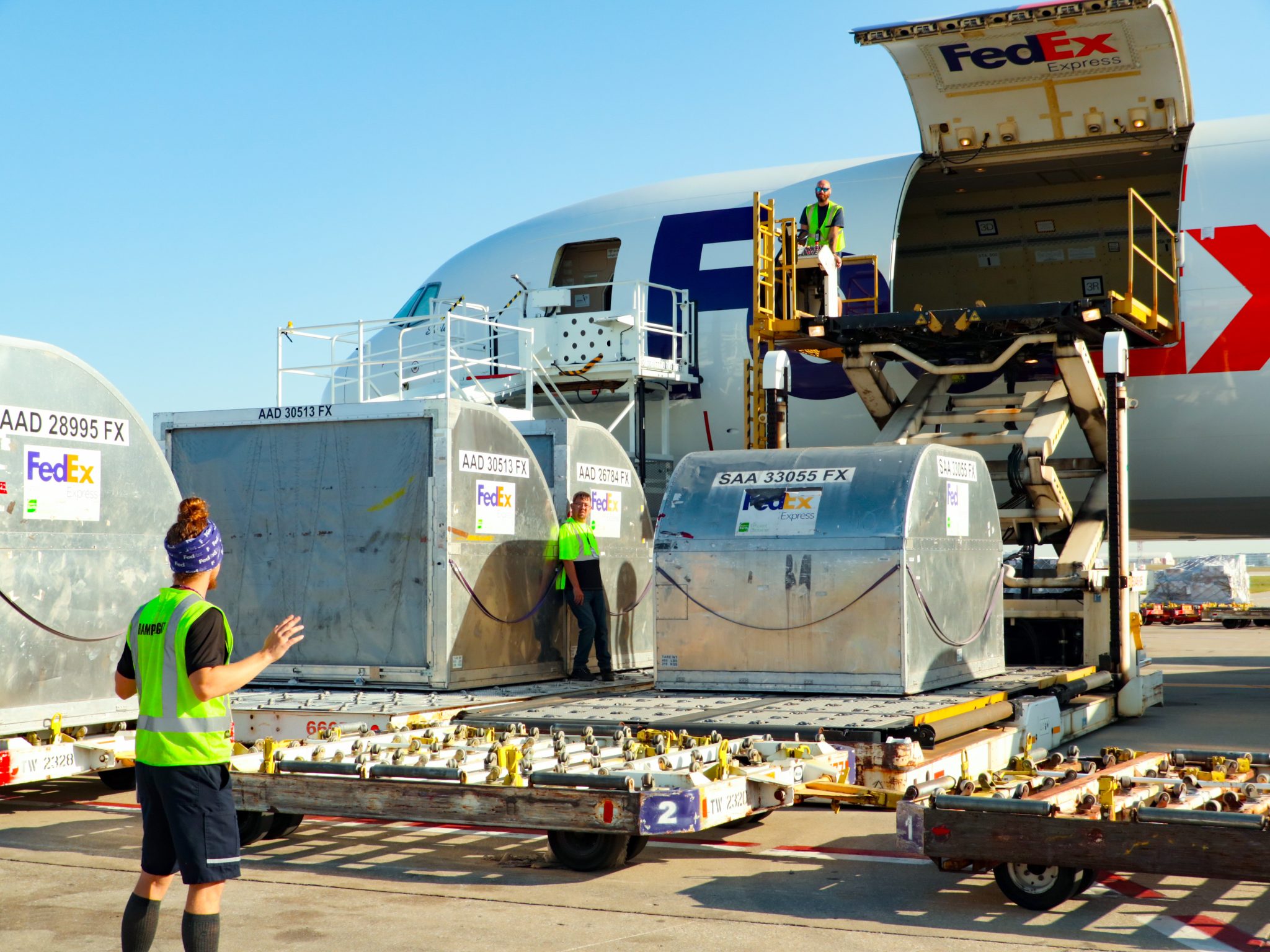 FedEx launches new flight between Indianapolis and Dublin - Courier News